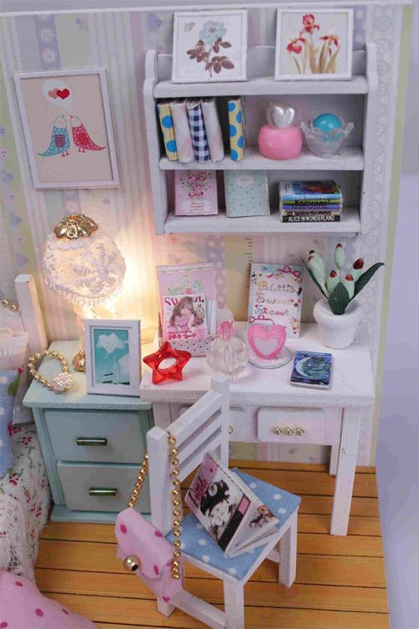 DIY Adabelles Room Maket M013